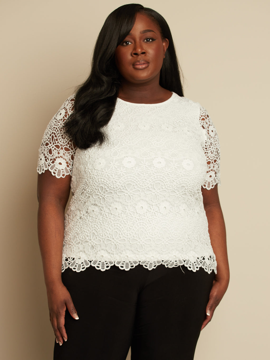 Short-sleeve semi-fitted t-shirt – Claire France